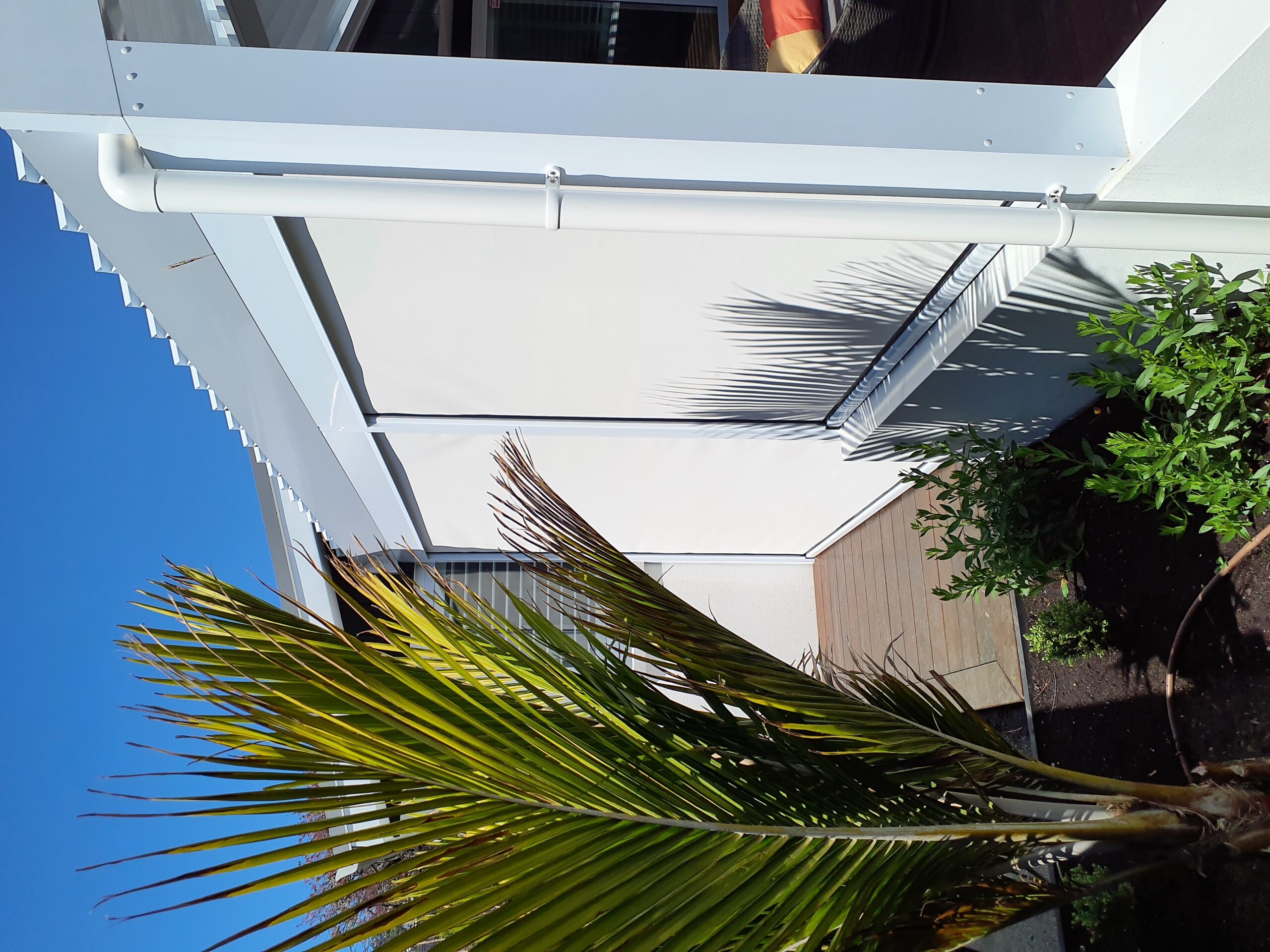 ZipTrak screens with rebate into window sill - International ...