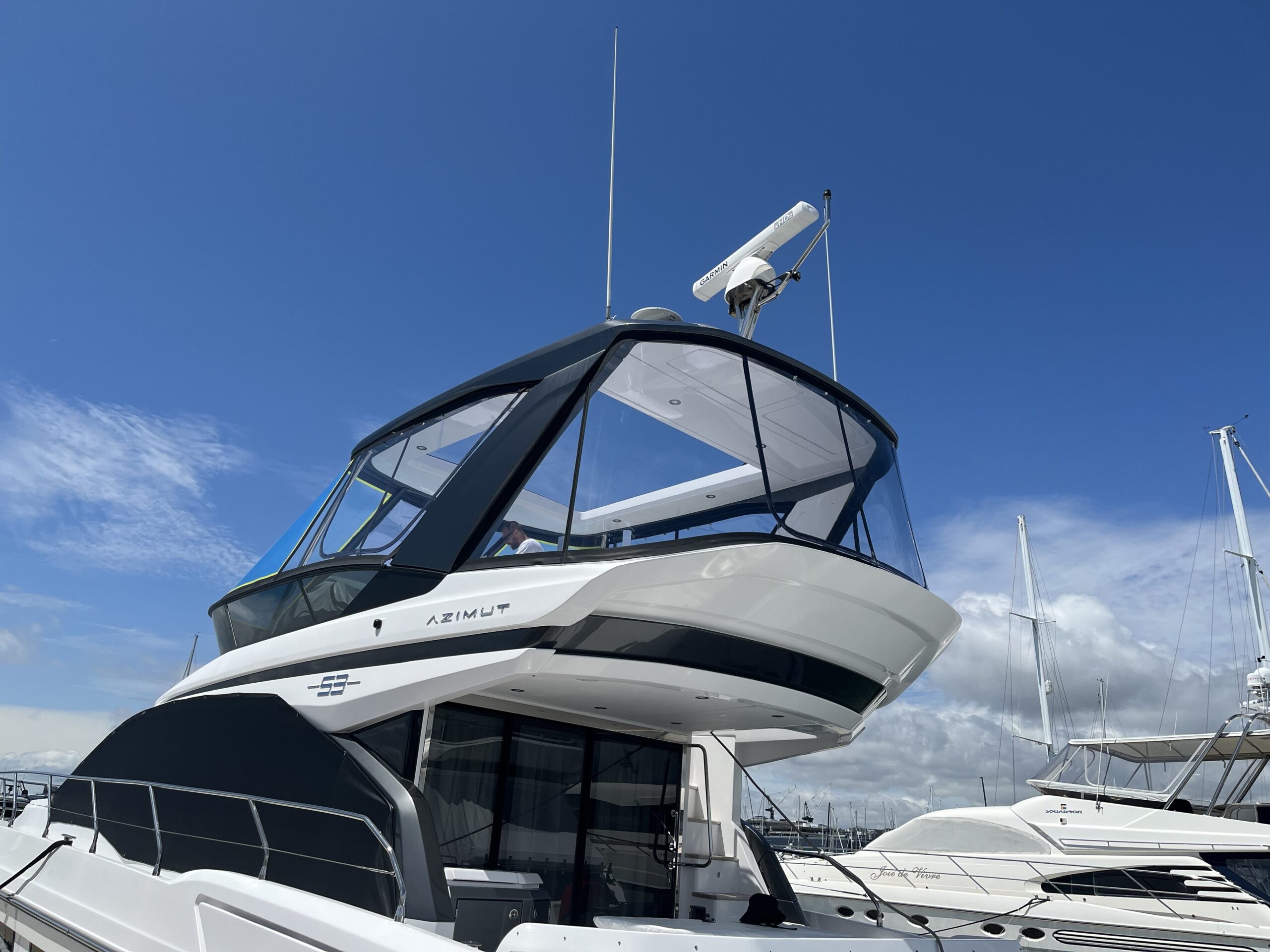 Azimut 53 – Flybridge Enclosure - International Achievement Awards